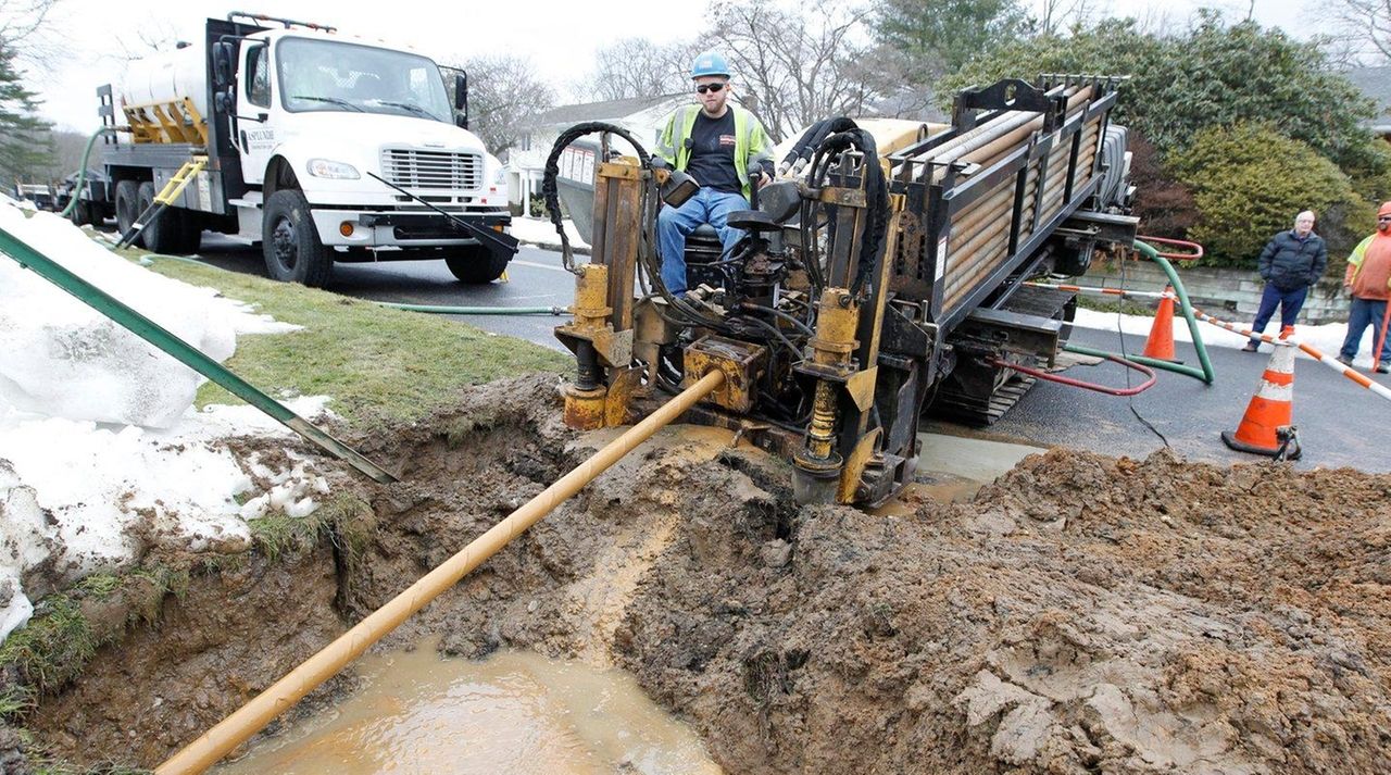 National Grid gas program prompts complaints in East Hills - Newsday