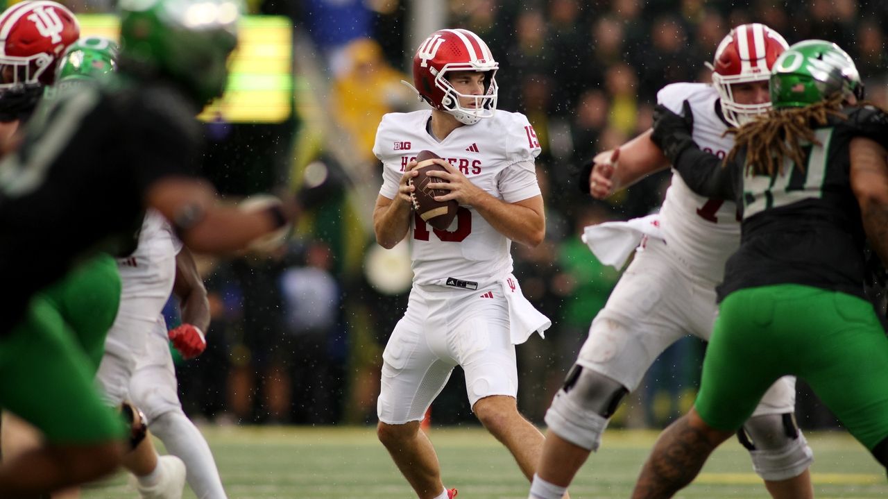 As No. 3 Indiana continues to reach new milestones, Cignetti taking a ...