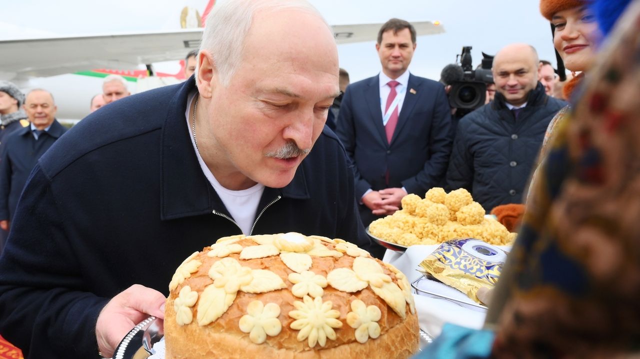 Belarus sets a Jan. 26 election that's almost certain to extend its authoritarian leader's rule ...