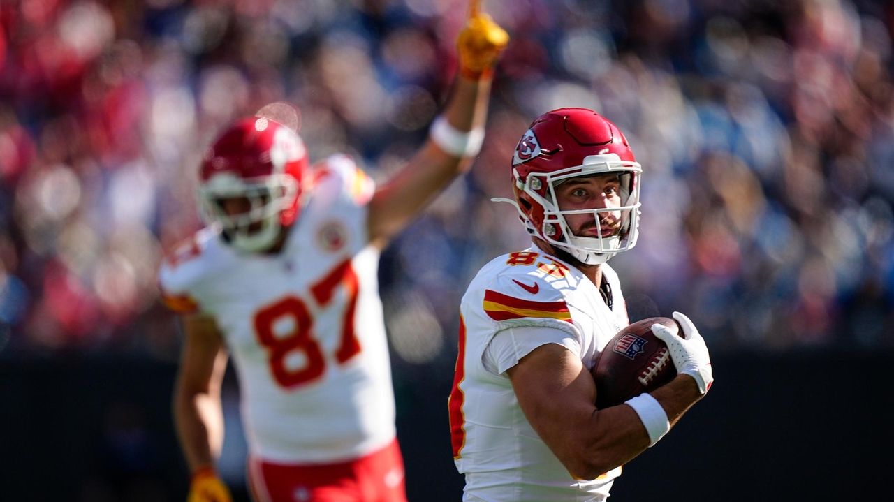 Emerging tight end Noah Gray gives Mahomes and the Chiefs another ...