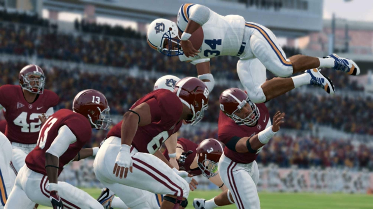 NCAA Football 14 video game review - Newsday