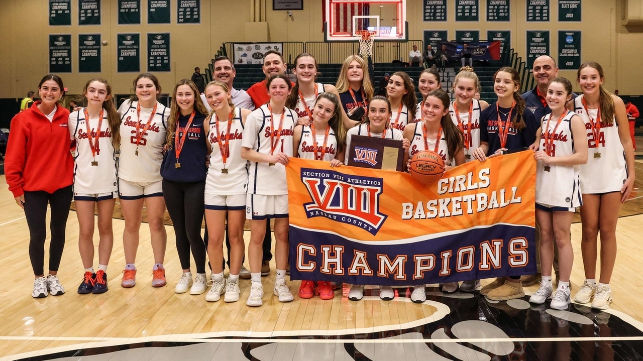 Cold Spring Harbor girls basketball wins Nassau 'B' title - Newsday