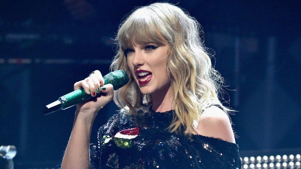 Taylor Swift comes out with a new app - Newsday