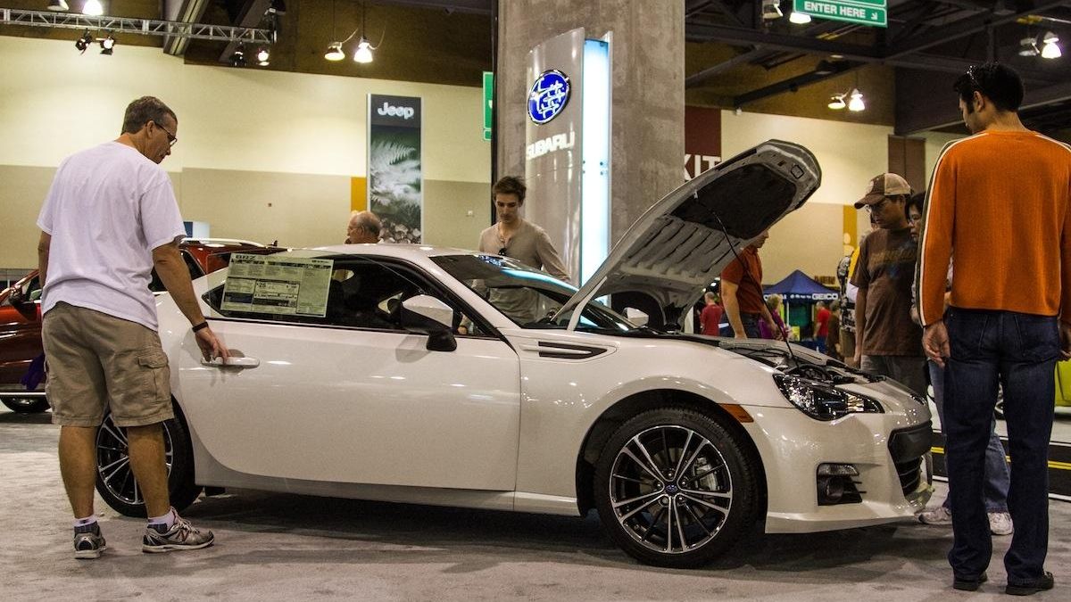 Long Island Auto Show hits Nassau Coliseum Oct. 18, 2013 - Newsday