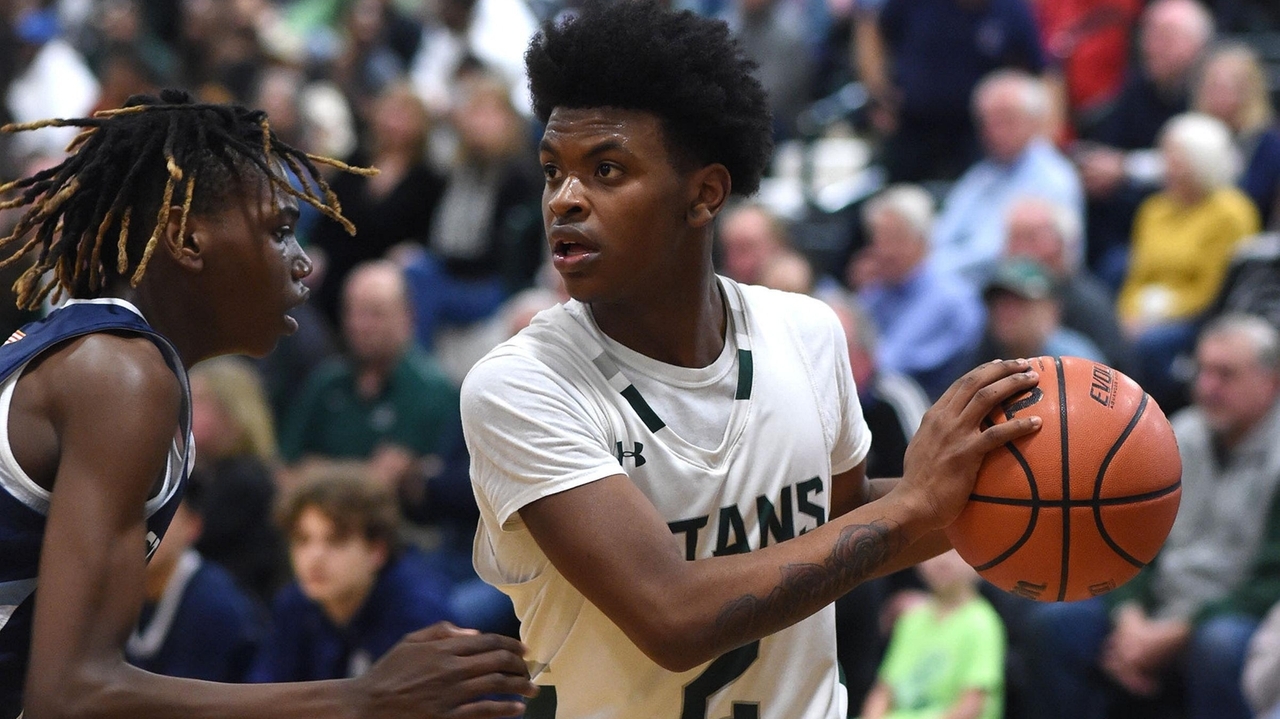Matt DeFalco, Corey Sommervil key third-quarter comeback for Holy ...