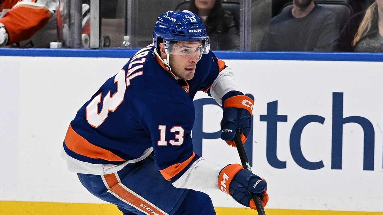 Islanders' Mathew Barzal getting closer to making his return - Newsday