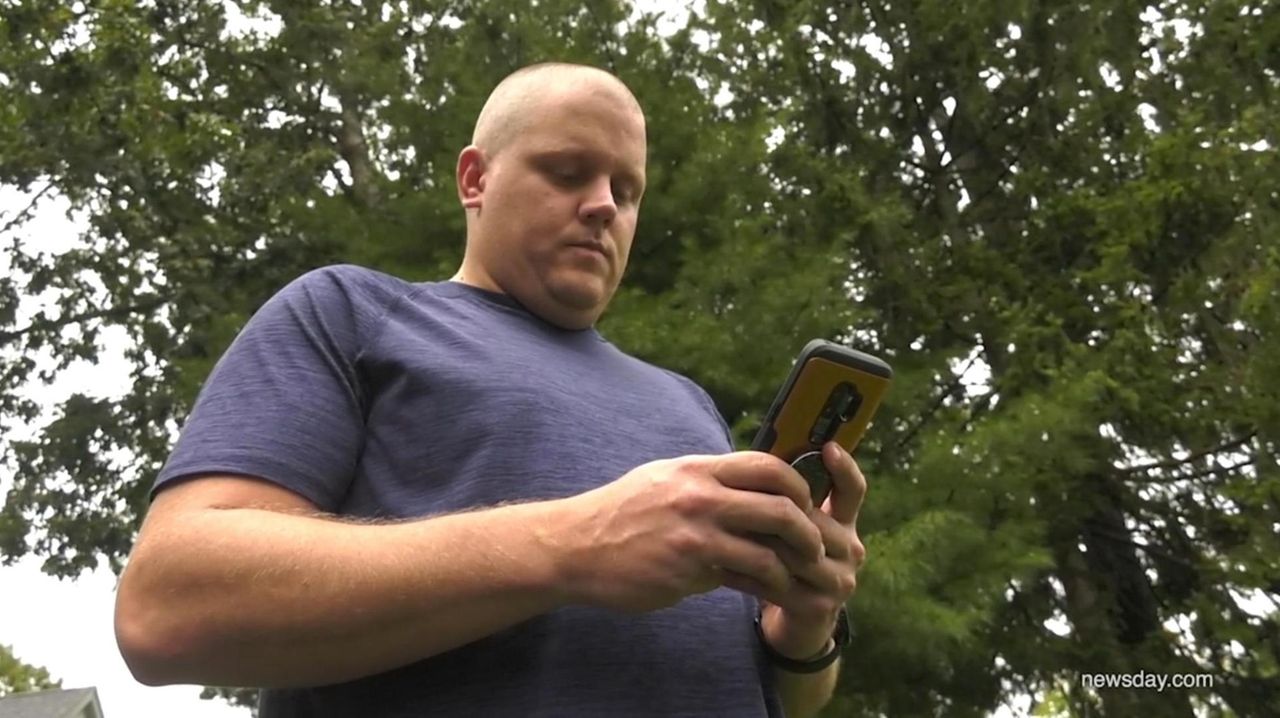 One Long Island customer's PSEG text-message frustration - Newsday