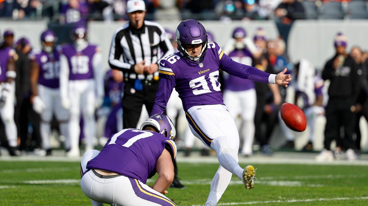 Following crucial miss by Koo in opener, Falcons sign former Vikings ...