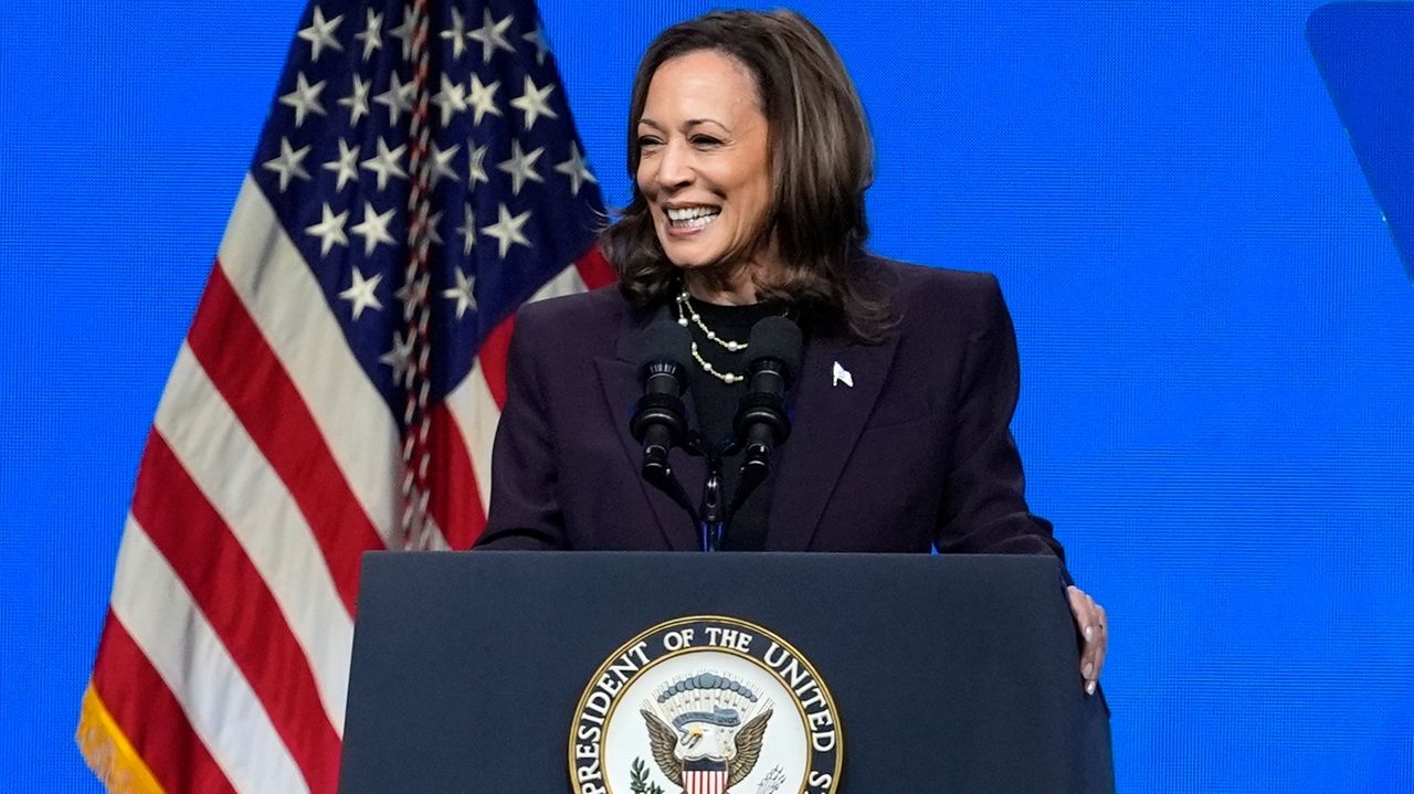 Harris refashions campaign in her own image as she prepares for ...