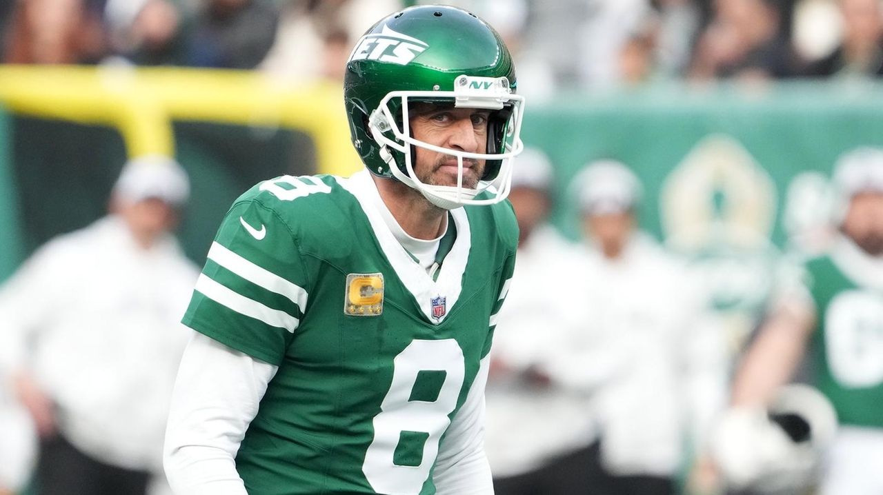 Jets' Aaron Rodgers says he won't allow his pride to factor into his decision to return next ...
