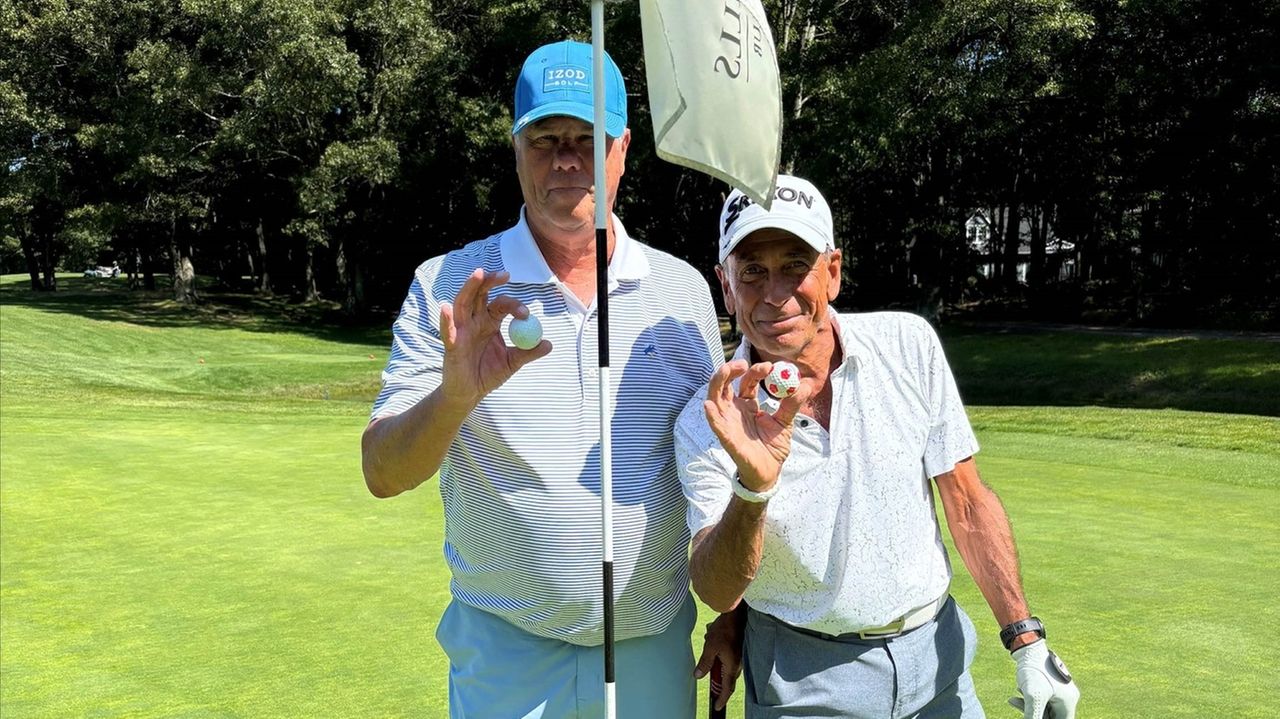 Smithtown's Bob Lynch and Steve Matteo hit back-to-back aces at Pine Hills - Newsday
