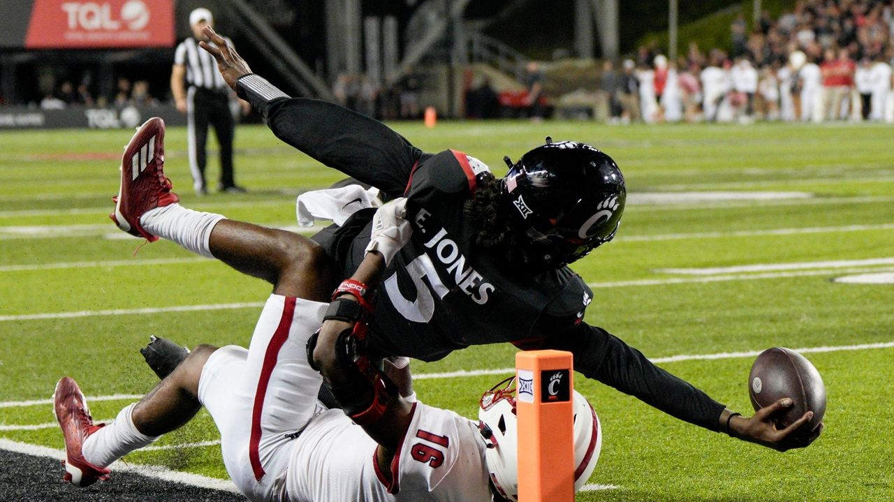 Cincinnati opens inaugural Big 12 slate against No. 16 Oklahoma - Newsday