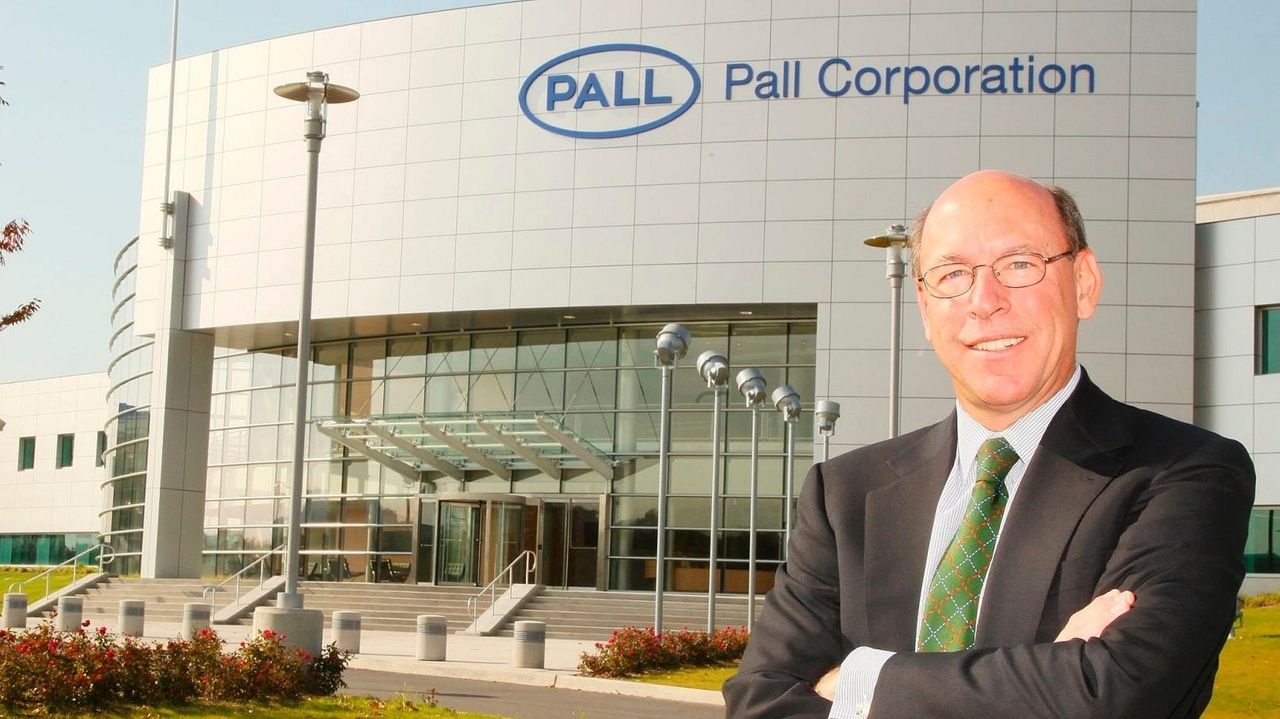 2 leaving Pall after 'personal relationship' notice - Newsday