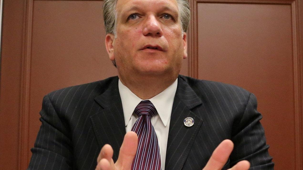 Edward Mangano removes incentive for Nassau sewer adviser - Newsday