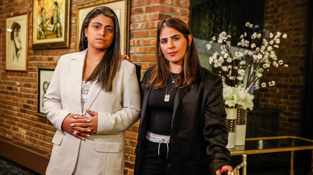 Israeli festival survivors at Roslyn temple recall Hamas attack - Newsday