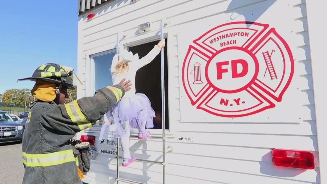 'Smoke house' teaches kids fire safety - Newsday