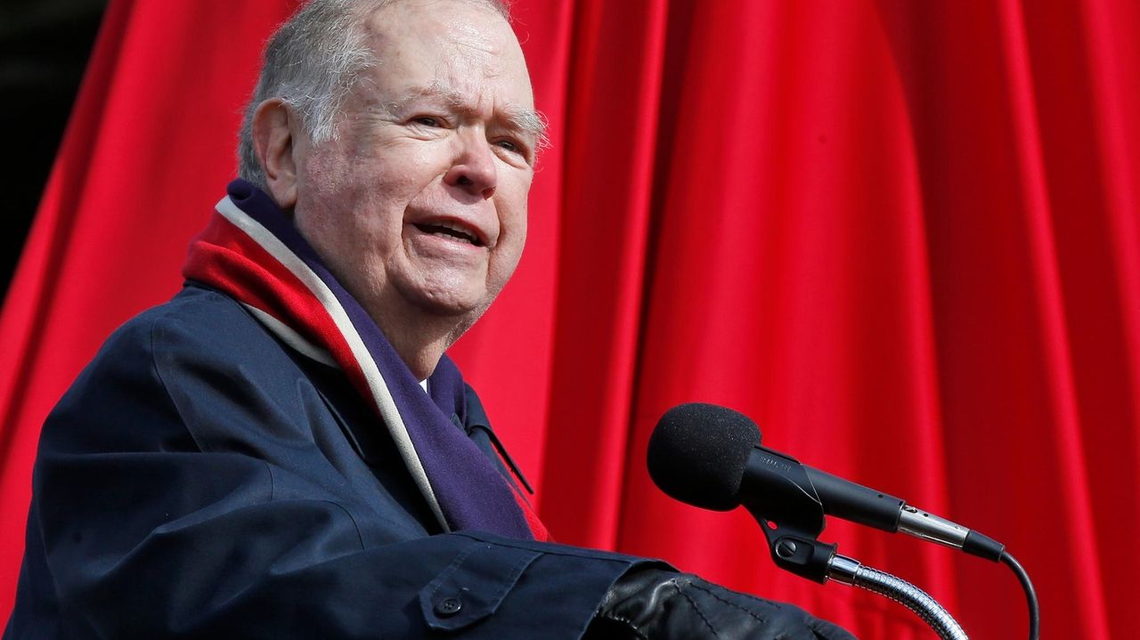 David Boren, a former Oklahoma governor and veteran US senator and ...