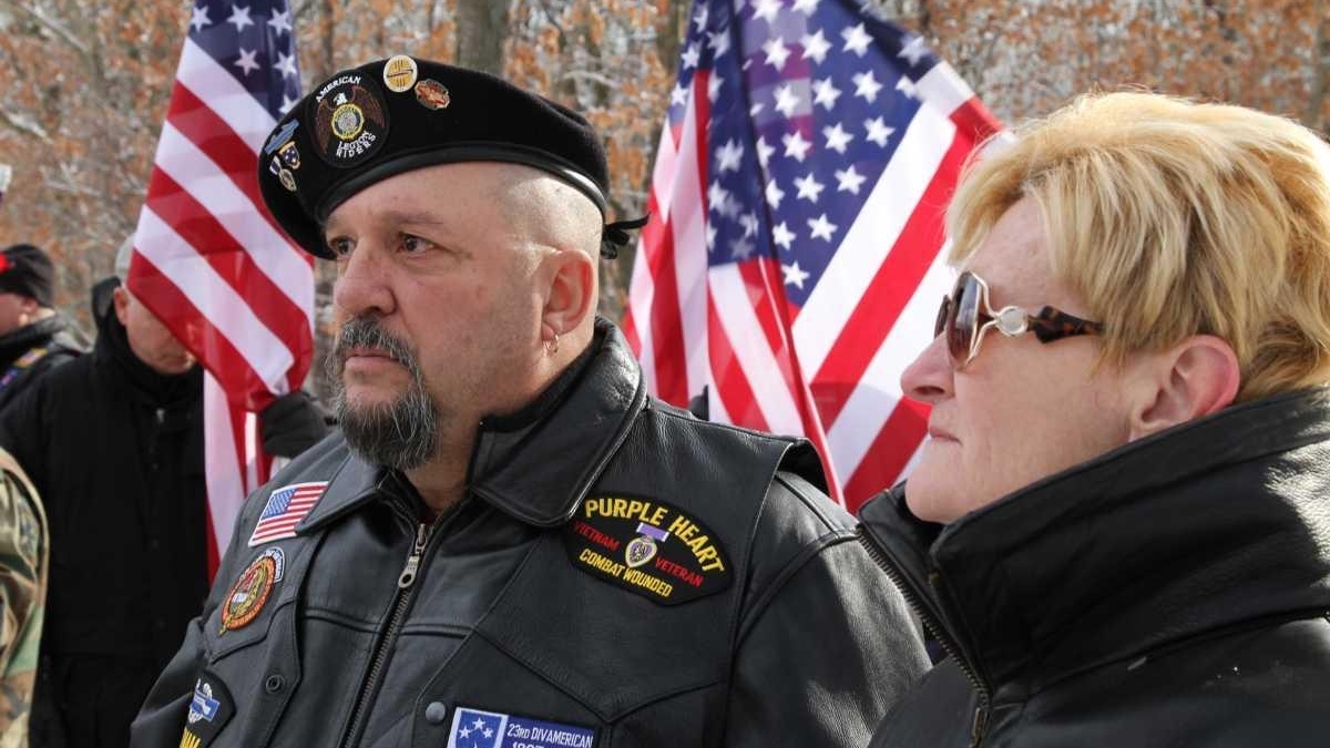 Unclaimed veterans buried with military honor - Newsday