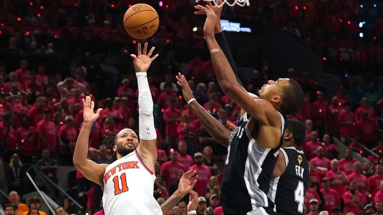 NBA Finals: Knicks rally from 14-point deficit to beat Spurs in Game 1 ...