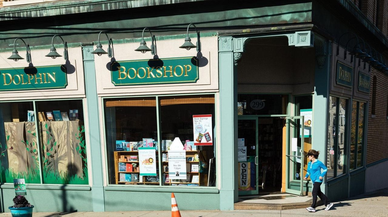 Holiday shopping guide: Destination Port Washington - Newsday