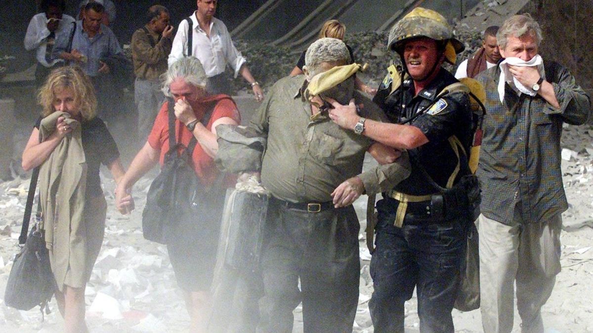 9/11/01: Volunteers spring into action - Newsday
