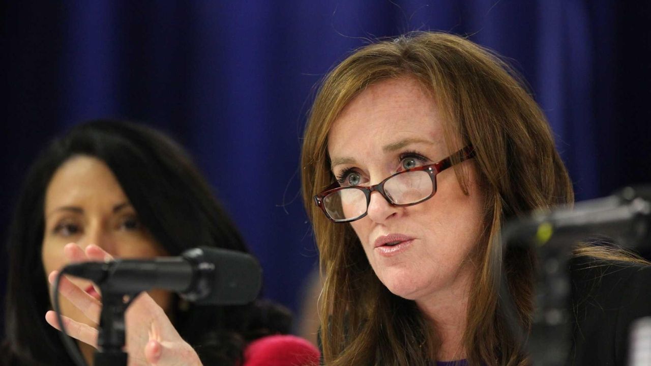 Congressional campaign puts focus on Kathleen Rice's record on Moreland ...