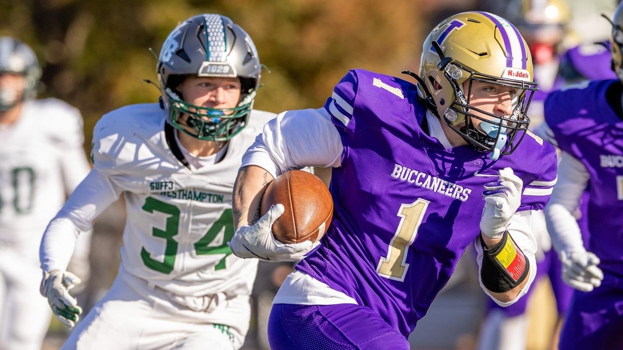 Westhampton vs. Islip football - Newsday