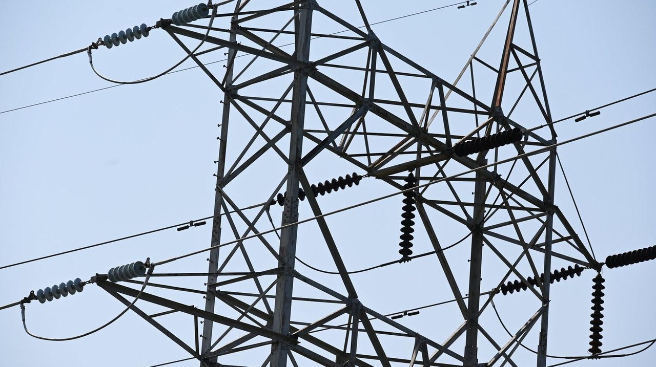 LIPA, PSEG reach agreement on a new 4-year contract - Newsday