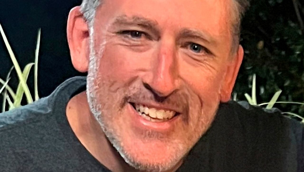 Michael Larkin, volunteer at Smithtown Catholic school, dies at 44 ...