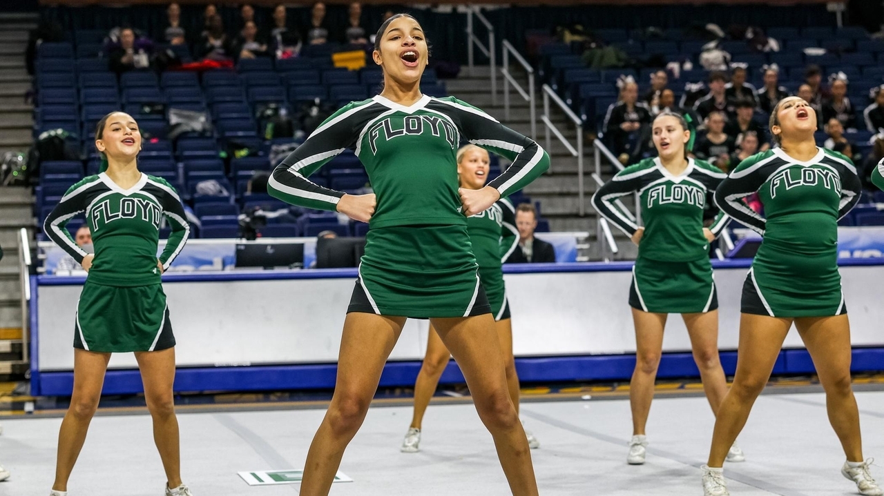 Newsday Cheer Fest 2025: William Floyd - Newsday