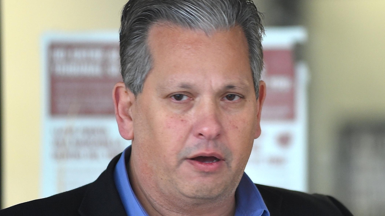 Schechter School of Long Island files $35M suit against ex-CFO David ...