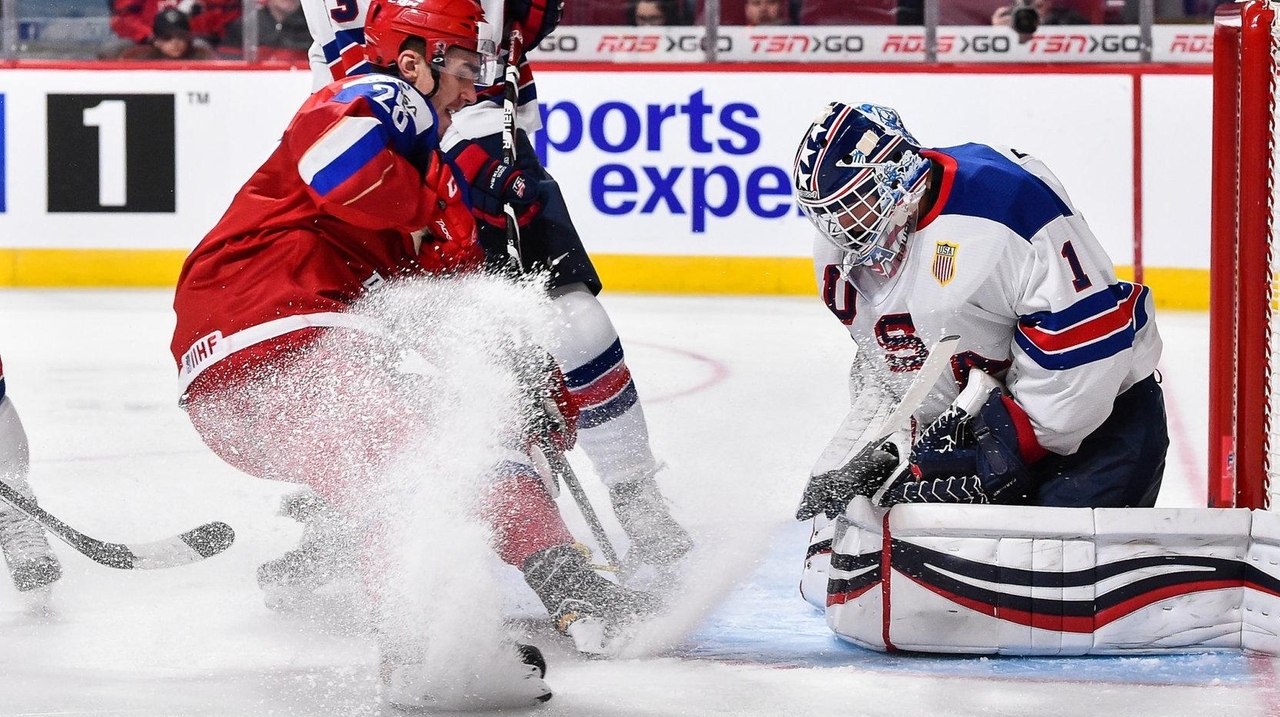 Rangers sign Russian defenseman to entry-level deal - Newsday