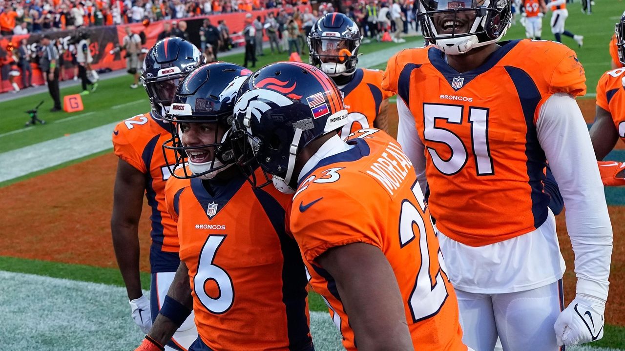 P.J. Locke saves Denver from another second-half meltdown as Broncos ...