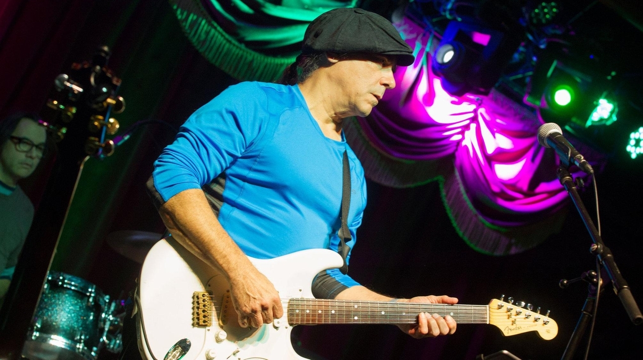 LI Sound: Mark Newman's new album is timely and topical - Newsday