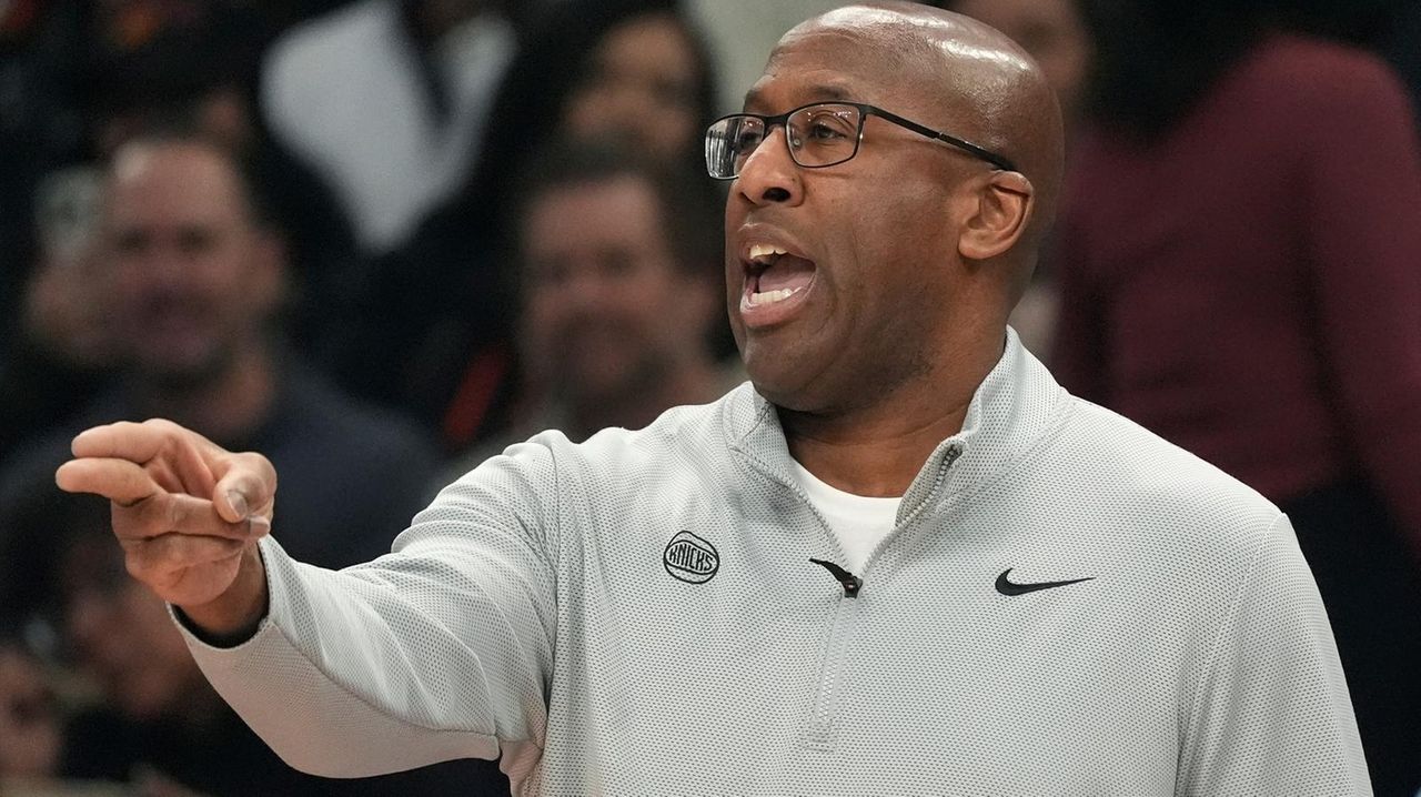 Knicks' Mike Brown lands sunny side up after being fired by Kings - Newsday