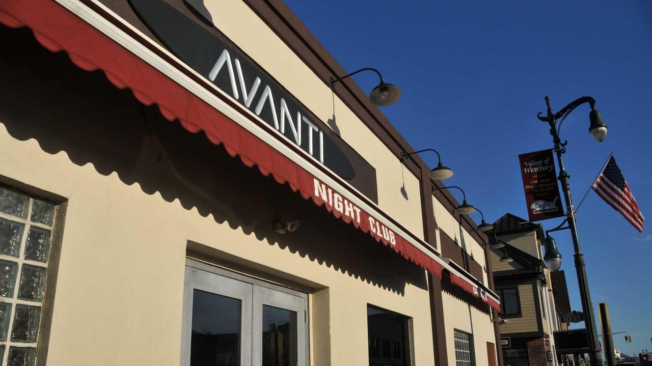 Avanti nightclub to stay open until 4 a.m. - Newsday