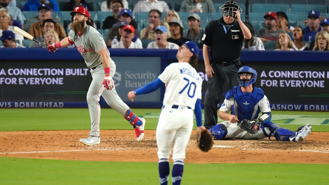 Dodgers' bullpen blows another lead against Phillies - Newsday