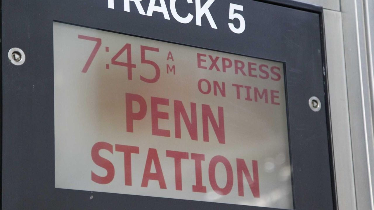 LIRR rush-hour delay caused by aging electrical wire, rail president ...