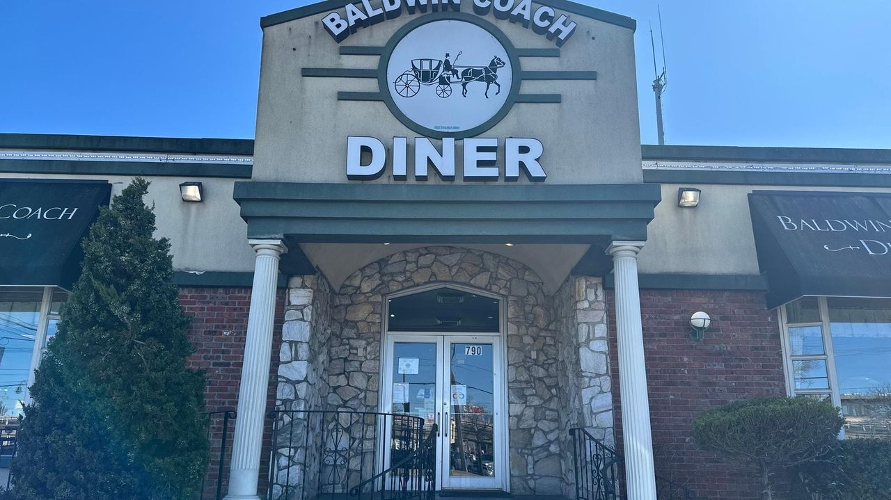 Baldwin Coach Diner to close after 61 years - Newsday