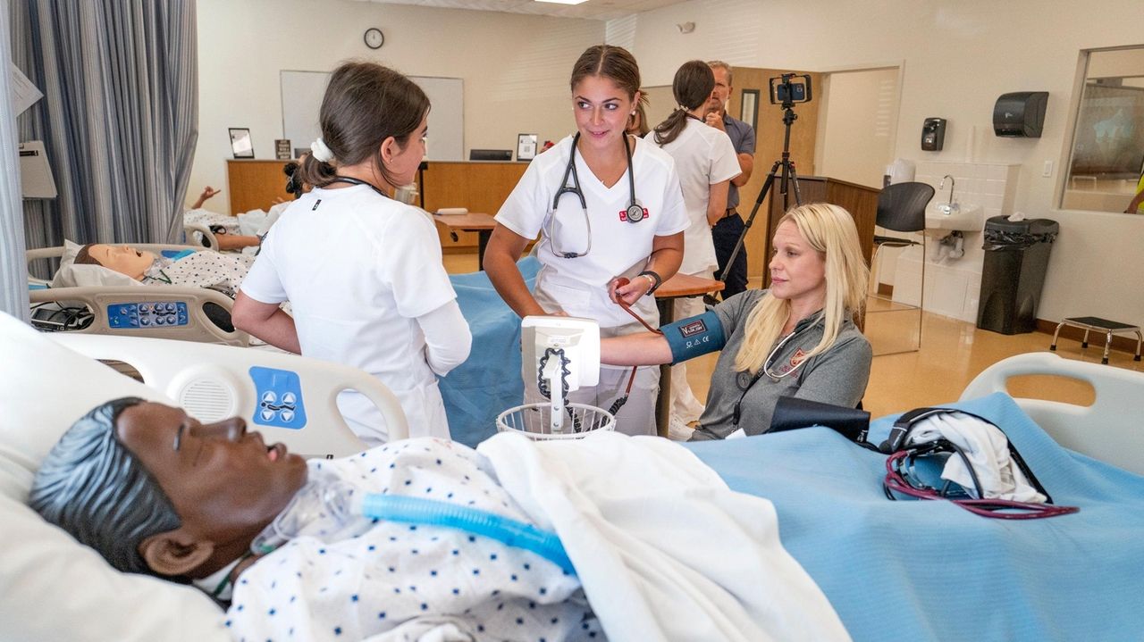 Molloy U nursing school opens new high-tech center - Newsday