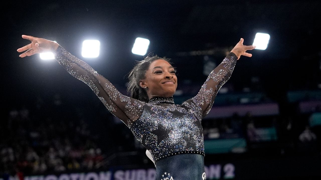 Simone Biles competes in Olympics gymnastics with a calf injury: What ...