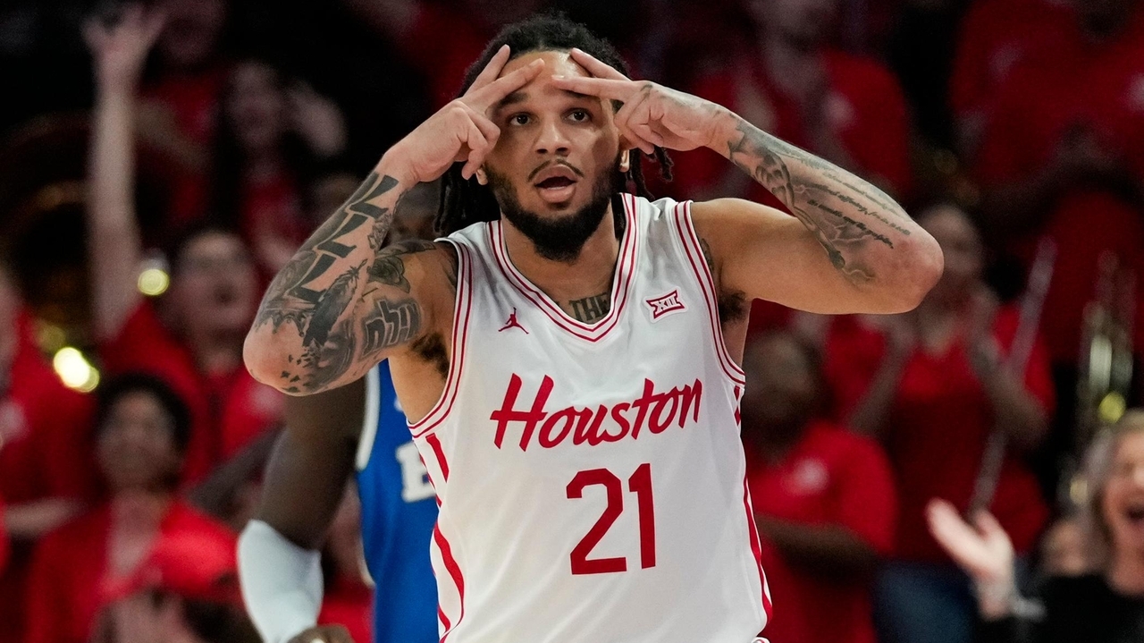 Emanuel Sharp scores 18 to lead No. 14 Houston over BYU 86-55 - Newsday