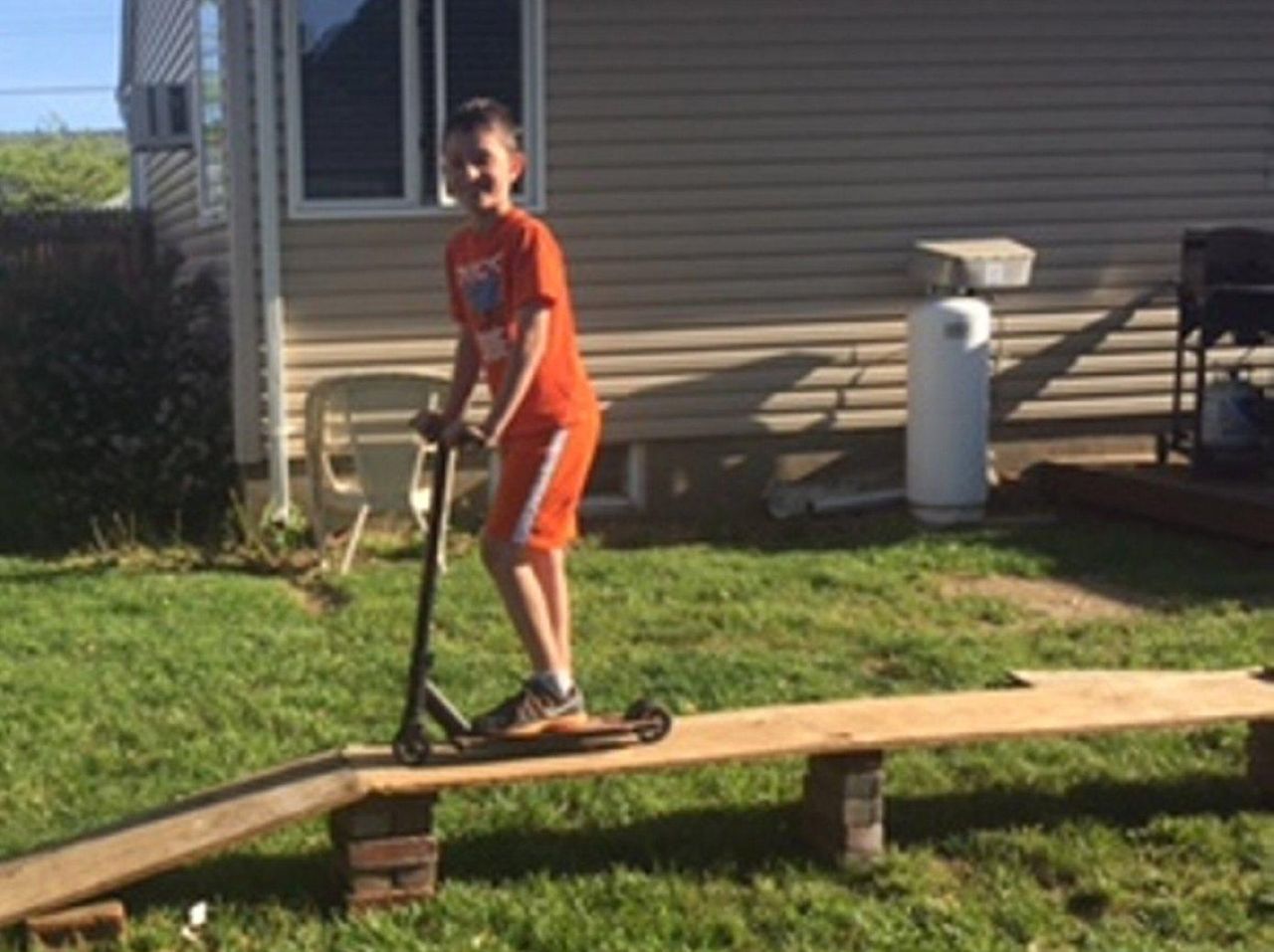 How I build simple ramps with bricks and wood planks - Newsday