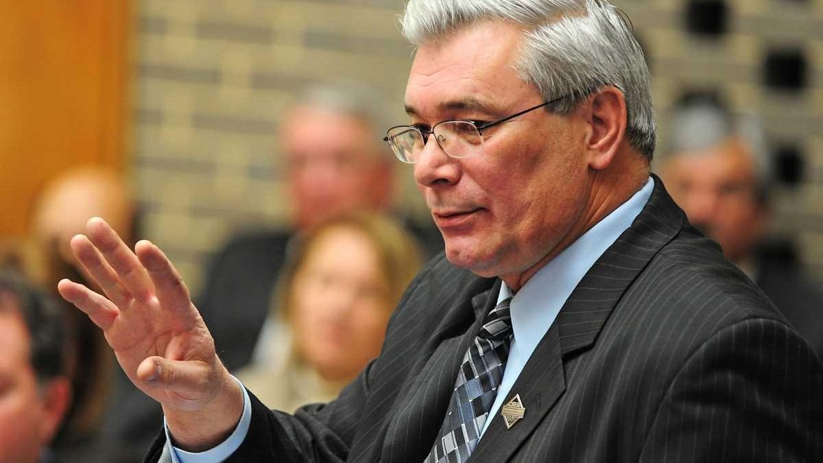 Critics pan plan to close NUMC detox center - Newsday