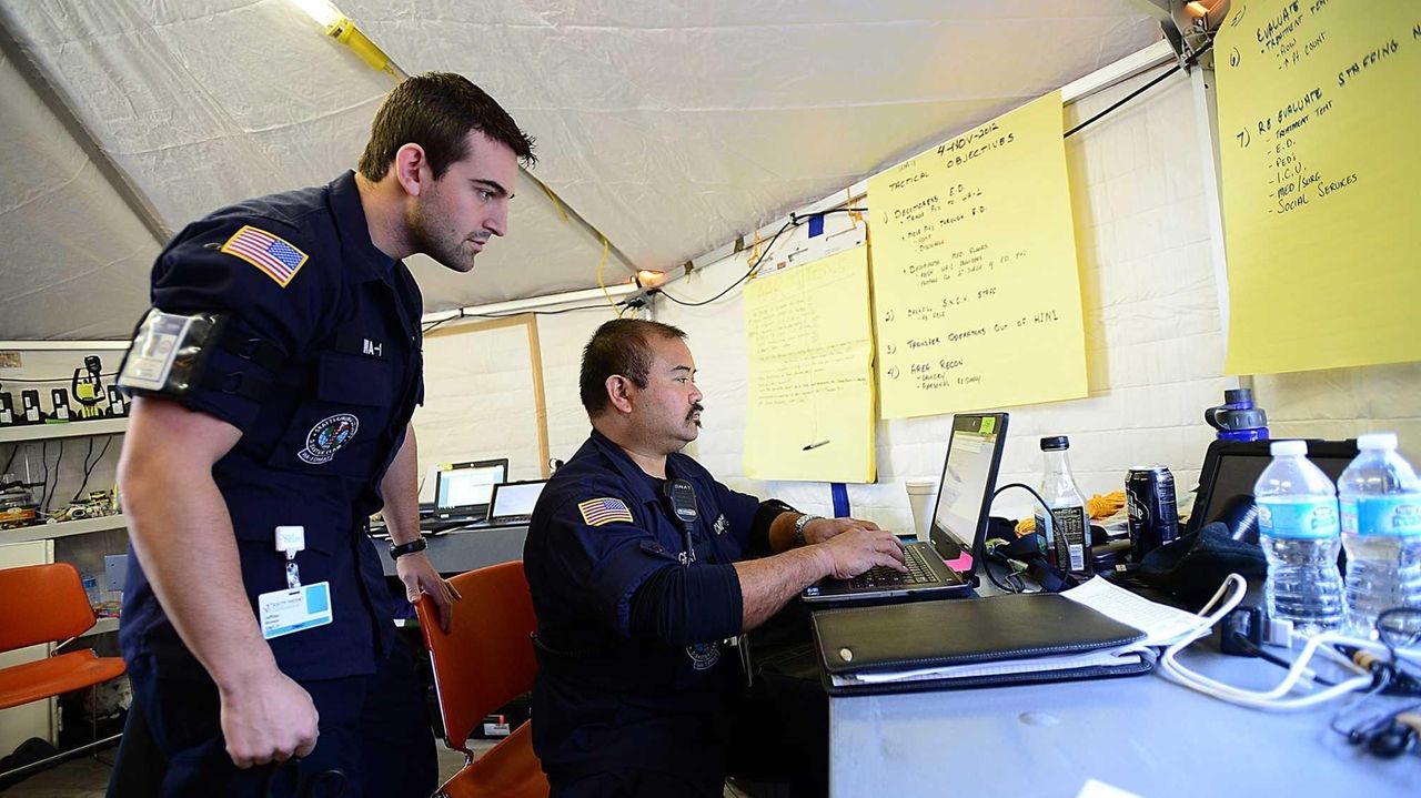 Disaster medical teams aiding LI patients - Newsday