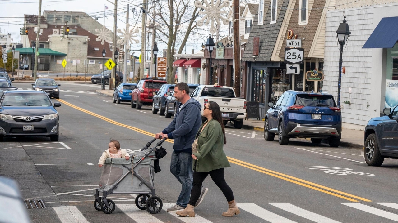 Port Jefferson: Walkable waterfront, bustling downtown draw buyers to ...
