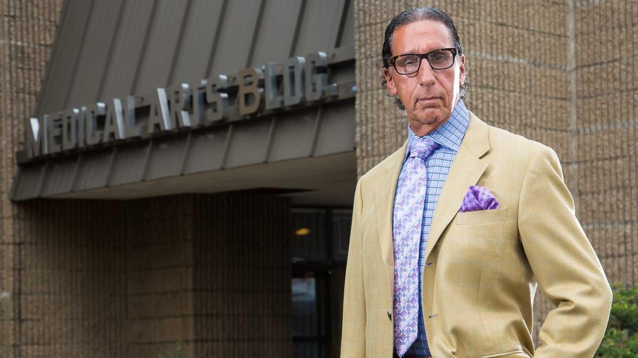 Executive Suite: Dr. Gary Levine, New Hyde Park - Newsday