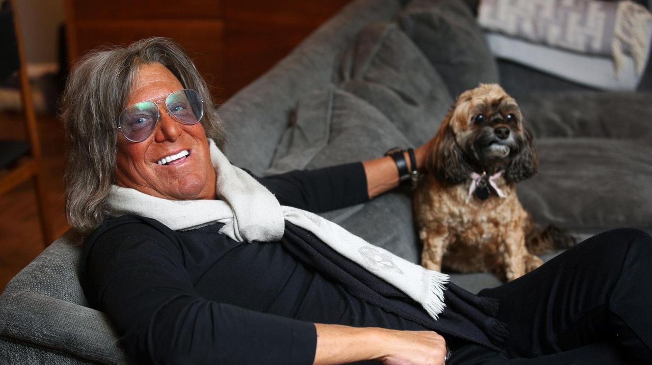 In 'Uncut Gems,' LI's Wayne Diamond sparkles - Newsday