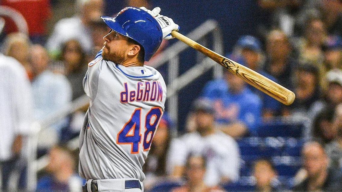 Mets ace Jacob deGrom launches no-doubt home run in start vs. Marlins ...