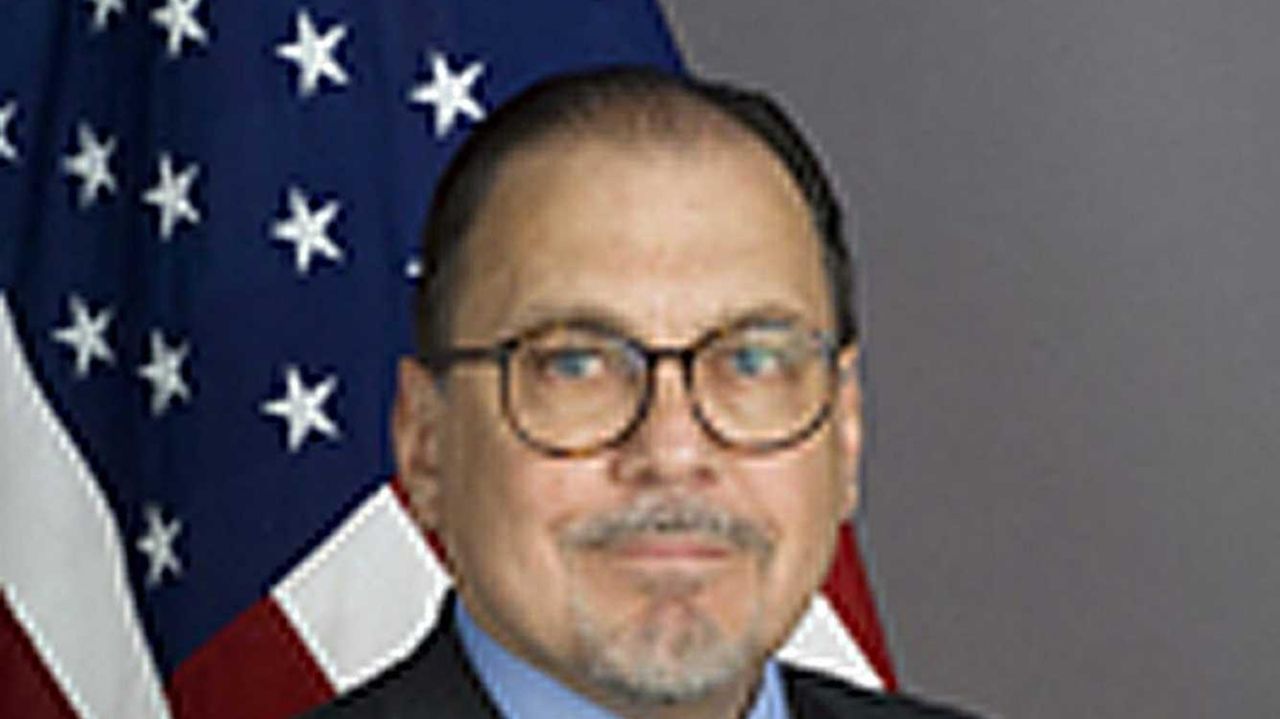 Lynbrook's Louis Nigro, diplomat, dies - Newsday